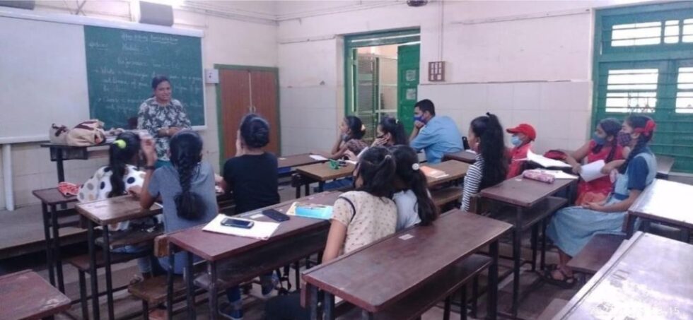 High School Story Telling Presentation - Patuck Polytechnic Trust